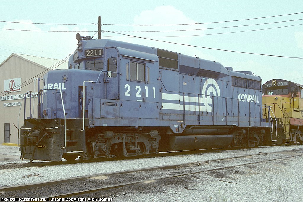 CR GP30 2211